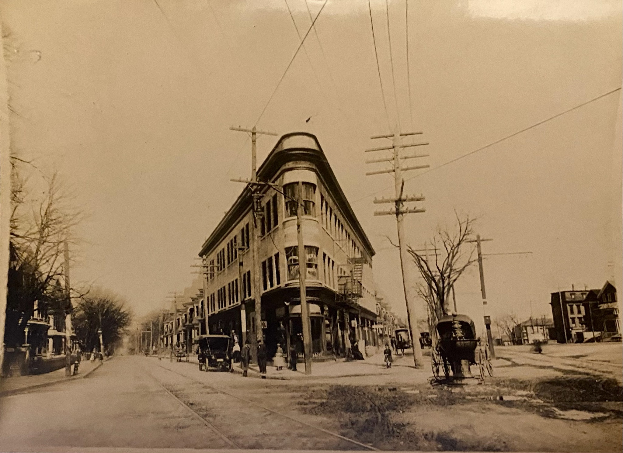 Stuck in the Middle – Time Traveler: Acquisitions & Anecdotes from the ...